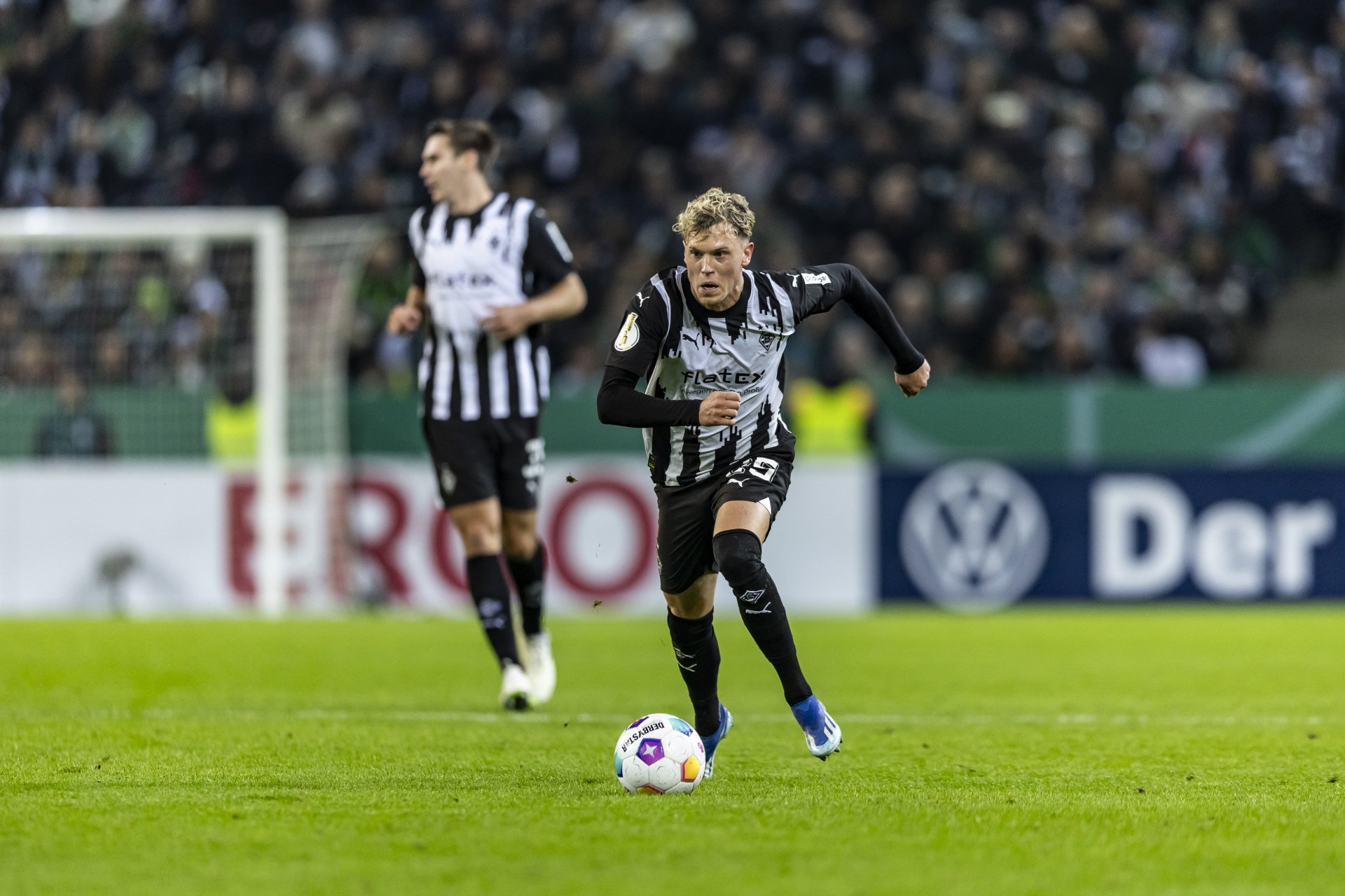 Stimme: Robin Hack - FohlenTV