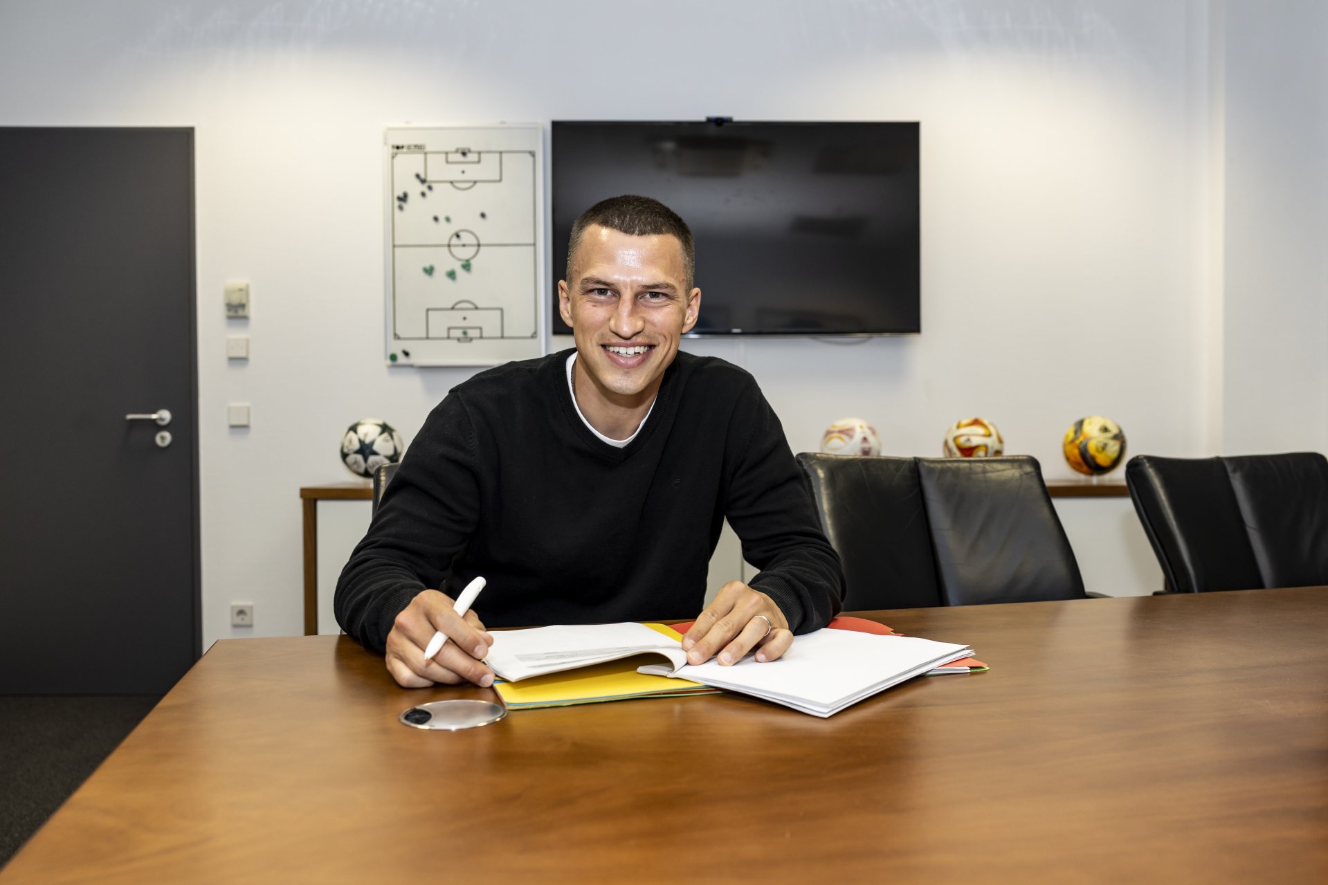 Lainer bleibt - FohlenTV