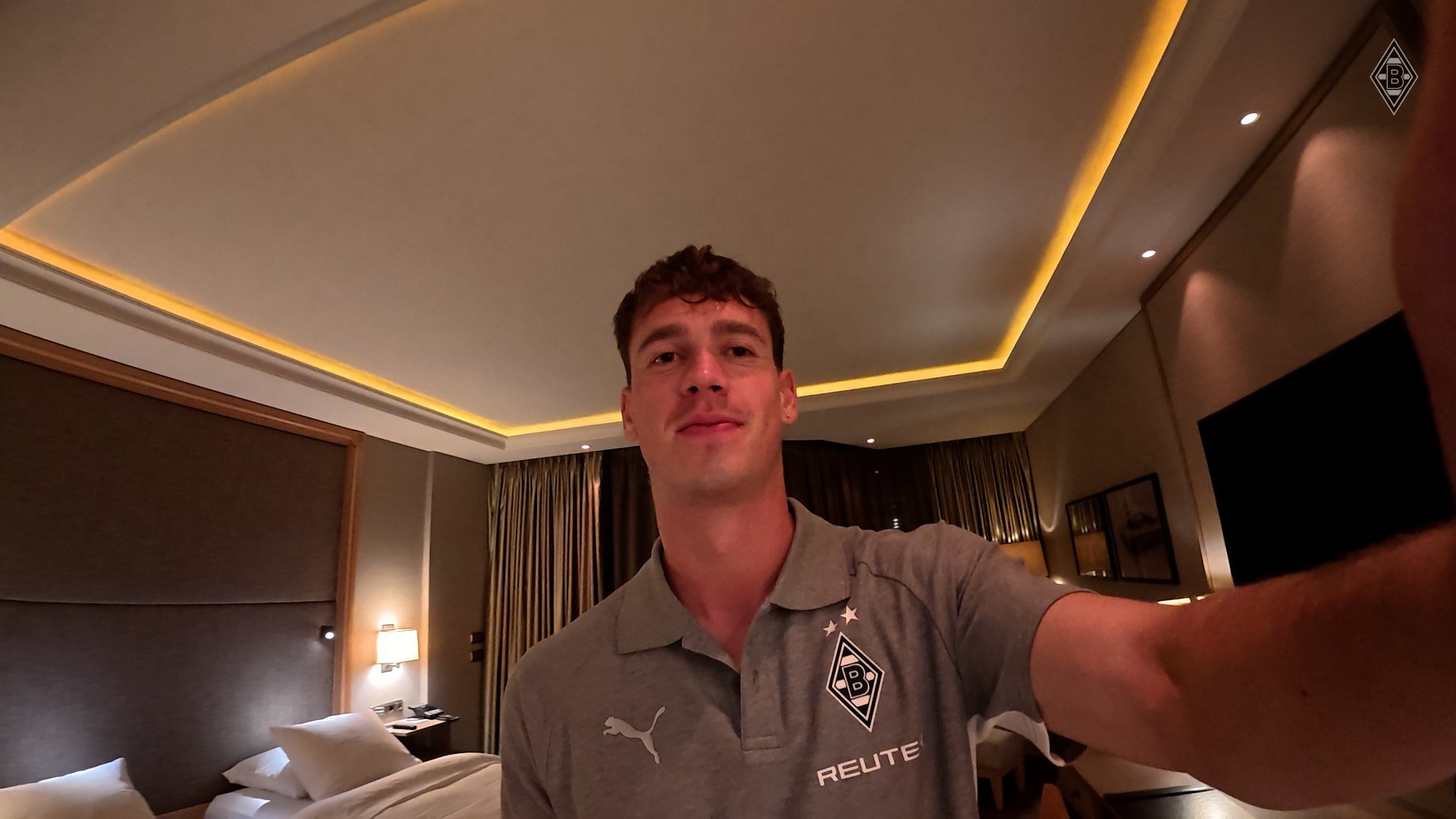 Trainingslager-VLOG mit Philipp Sander - FohlenTV